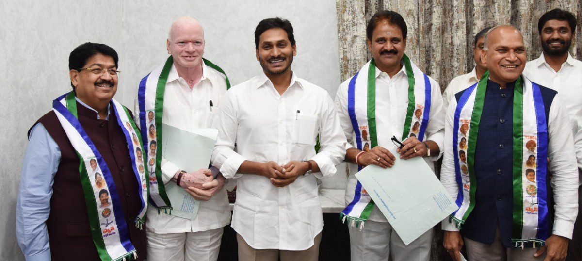 Key Officials Of YS Jagan’s Regime Shifted Without A Posting ...
