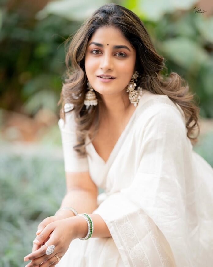 Dimple Hayathi Gallery: Latest & Stunning Pics|Dimple Hayathi ...