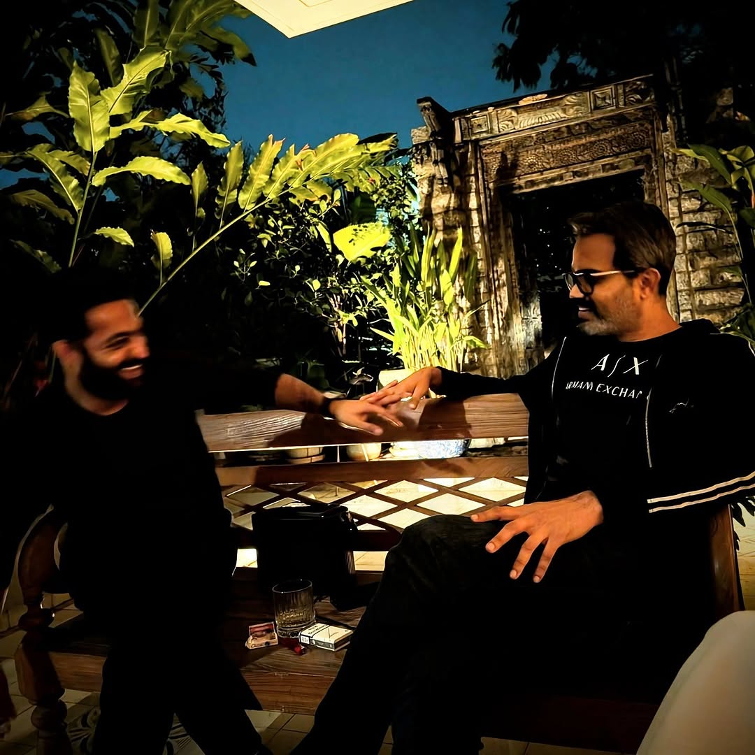 Jr NTR And Prashanth Neel’s Late-Night Discussion Sets Fans Abuzz ...